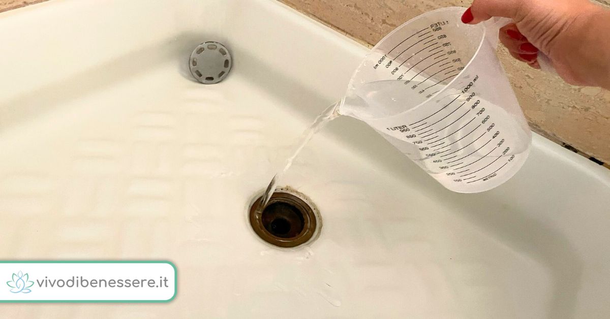 Puzza di fogna nella doccia: da cosa dipende e come ho risolto